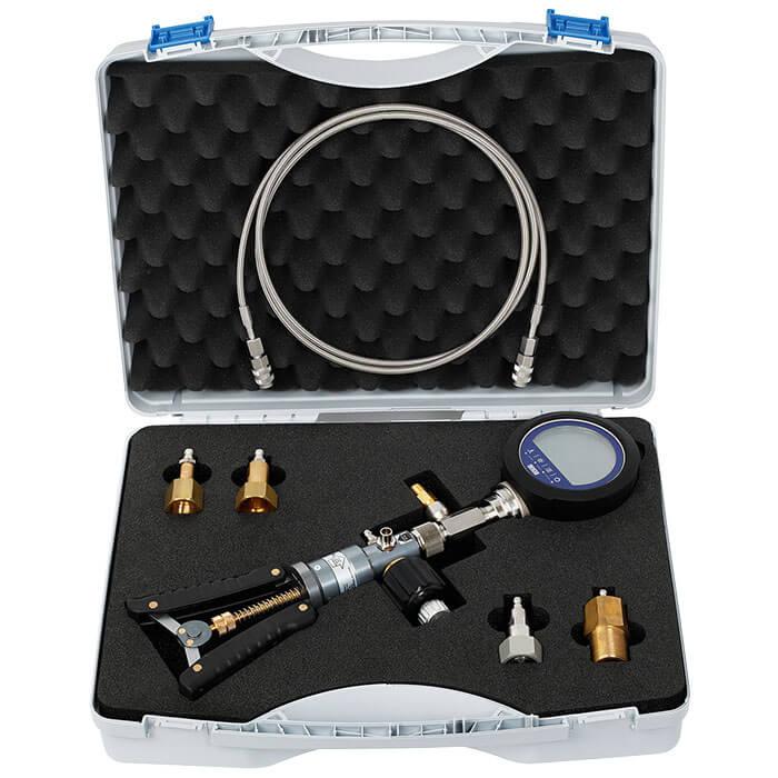 Calibration system for SF6 gas density measuring instruments - BCS10 - WIKA